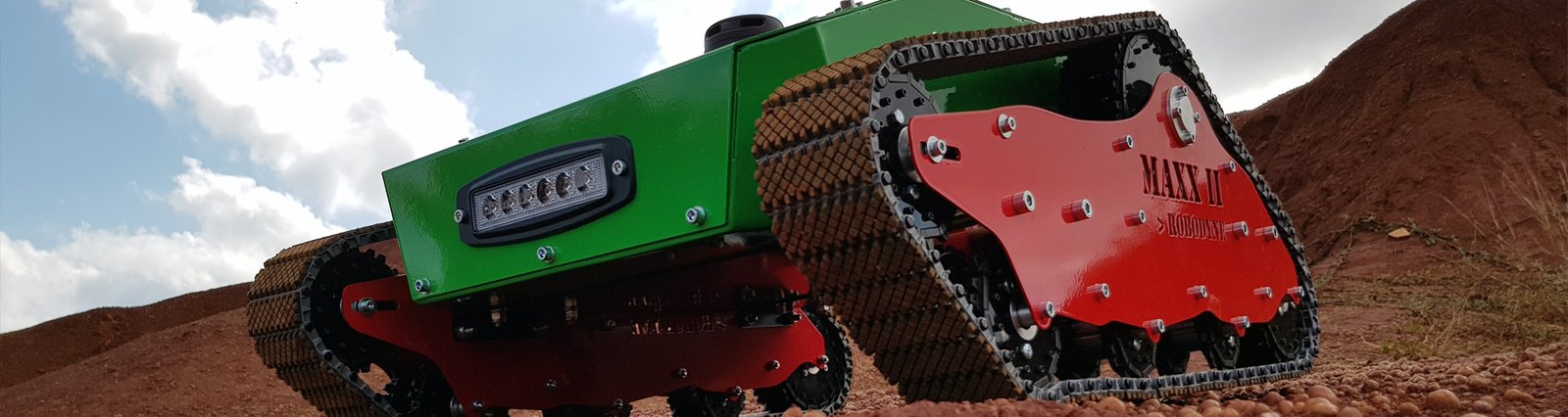 MaxxII Light – UGV – Tracked Robot Vehicle – Robodyne